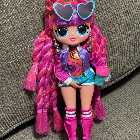 MGA Entertainment | Toys | Lol Surprise Omg Series 3 Roller Chick ...